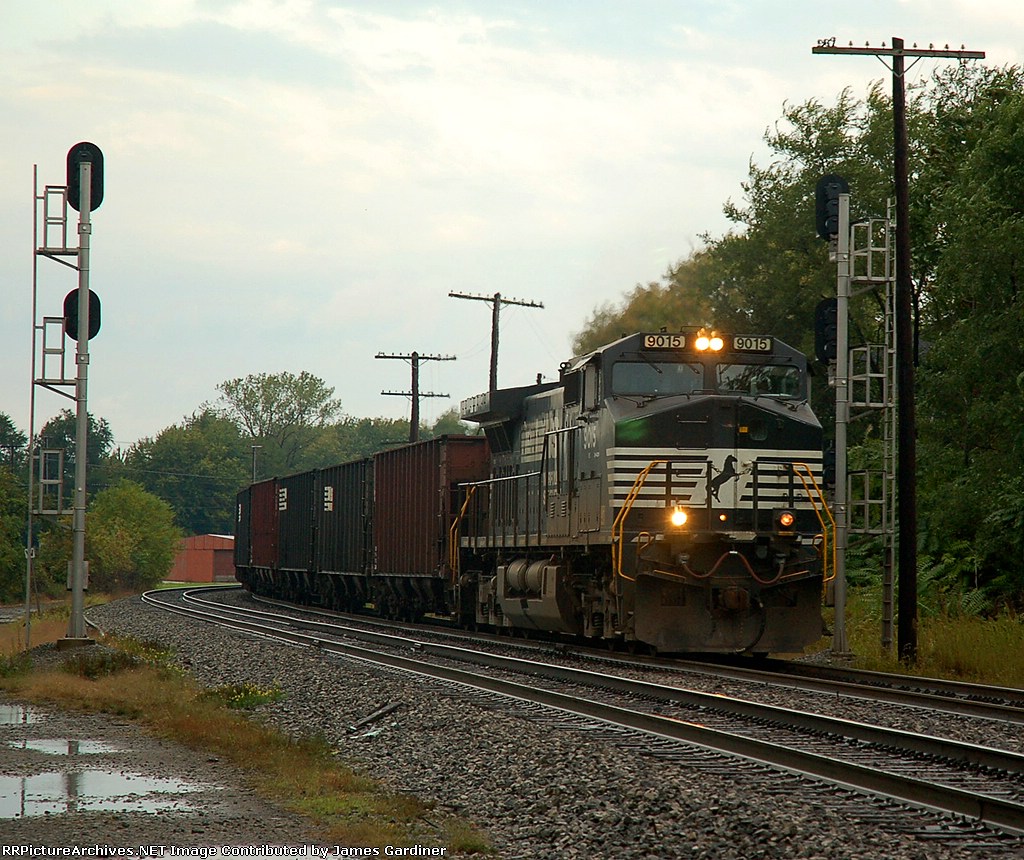 NS 857